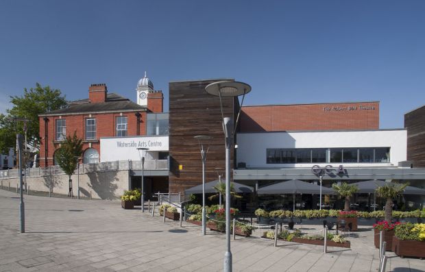 Waterside (1 Waterside Plaza, Sale)