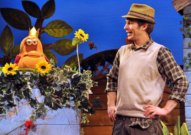 Mr Bloom's Nursery | Data Thistle