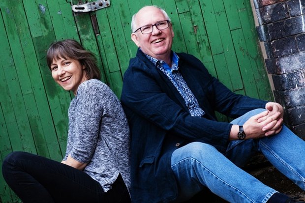 Clive Gregson & Liz Simcock | Data Thistle