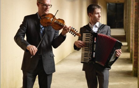 Sturla Eide and Philip Miles Folk Duo | Data Thistle