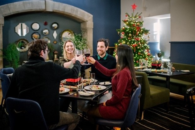 Christmas Lunch At Edinburgh Castle Data Thistle christmas-lunch-at-edinburgh-castle-data-thistle