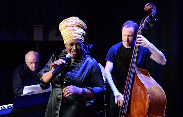 Jazz Verse Jukebox | Data Thistle