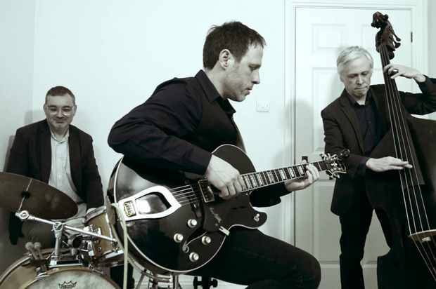 Jeff Rodrigues Trio Play Monk & Henderson | Data Thistle