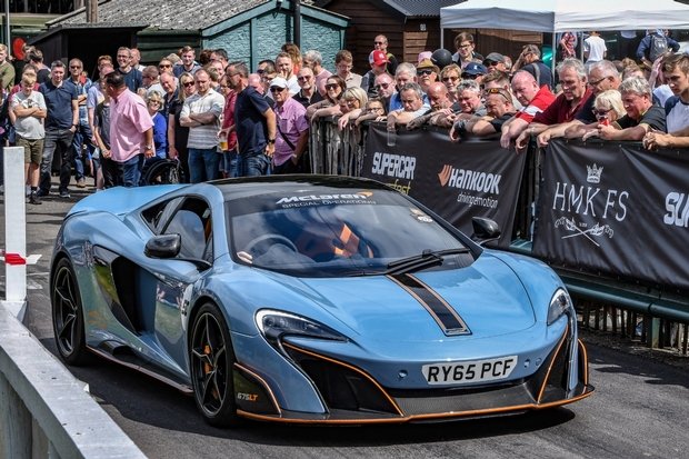 Supercar Fest | Data Thistle