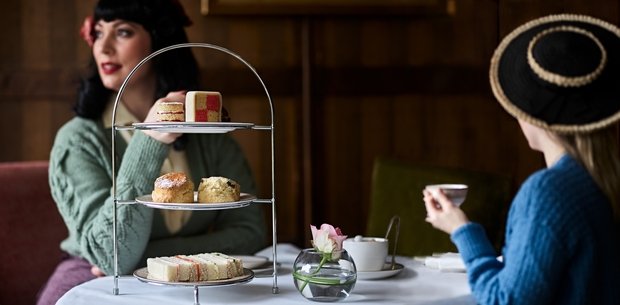 1940's Vintage Tea Party | Data Thistle