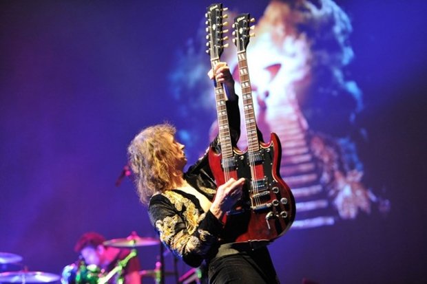 Purple Zeppelin at Queens Park Arts Centre | Data Thistle