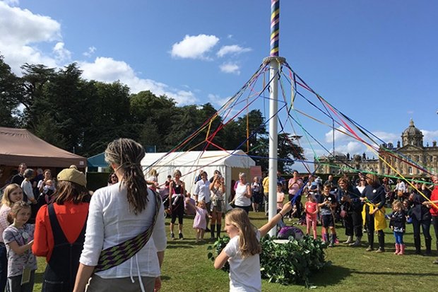 Maypole Dancing | Data Thistle