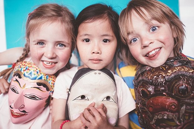 Make a Mask at RAMM | Data Thistle