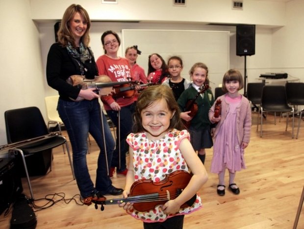 Music Classes: Online Fiddle Lessons | Data Thistle