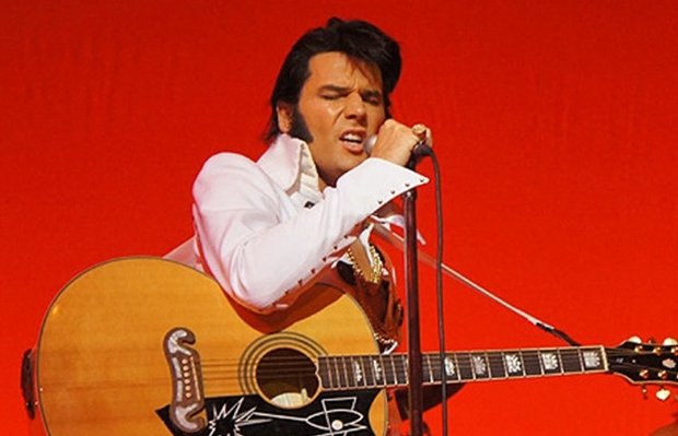 The World Famous Elvis Show - Chris Connor Live | Data Thistle