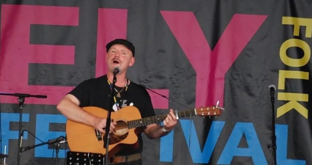 Anthony John Clarke At Bingham Folk Club | Data Thistle