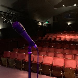 Outside the box comedy club - Sept 2022 | Data Thistle