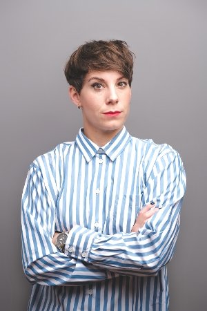 Stand-Up Under The Stars with Suzi Ruffell | Data Thistle