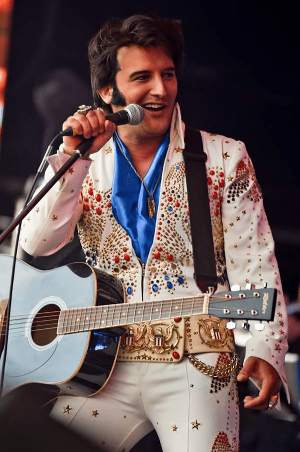 Elvis The Legend Lives On - Starring Gordon Davis | Data Thistle