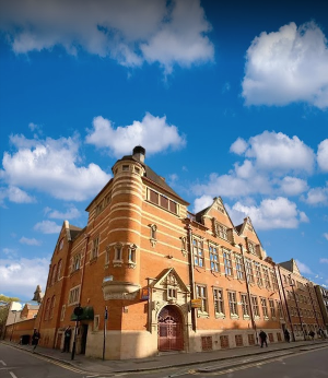 The Courtyard Theatre (Bowling Green Walk, 40 Pitfield Street ...