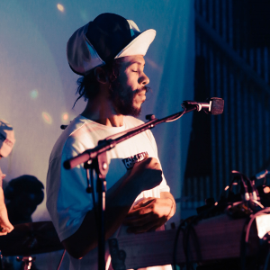 Ash Walker Experience Live at Mama | Data Thistle