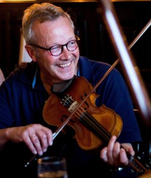 Solo Fiddles Concert | Data Thistle