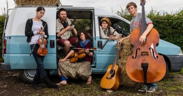 Song Loft Presents Wayward Jane | Data Thistle