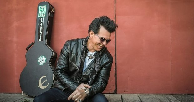 Mike Farris & Band at The Whitehouse Unique Social Club, Ashington