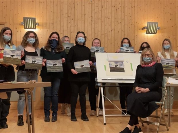 Shetland Made: Christmas Robin Pastel Painting Workshop | Data Thistle