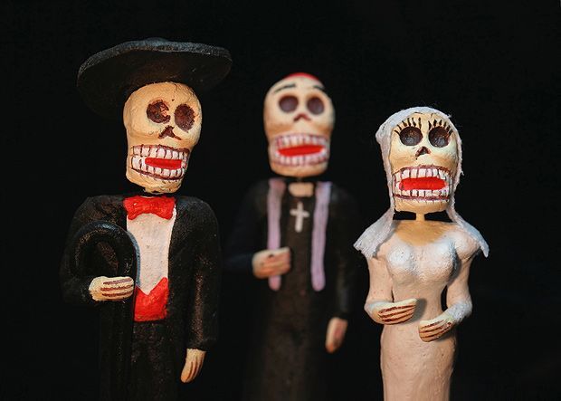 Crick Crack Club: The Day of the Dead Performance Storytelling | Data ...