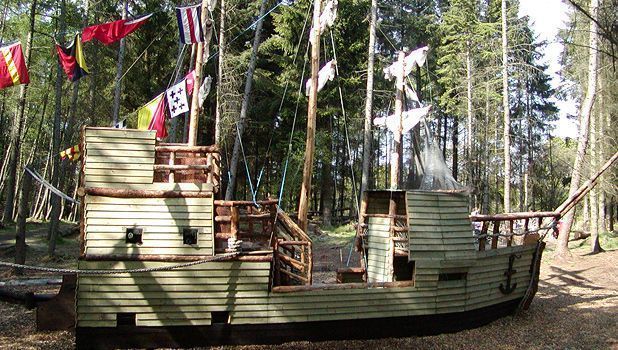 Finlaystone Country Estate (Finlaystone House, Langbank)