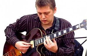 Nigel Price Trio | Data Thistle